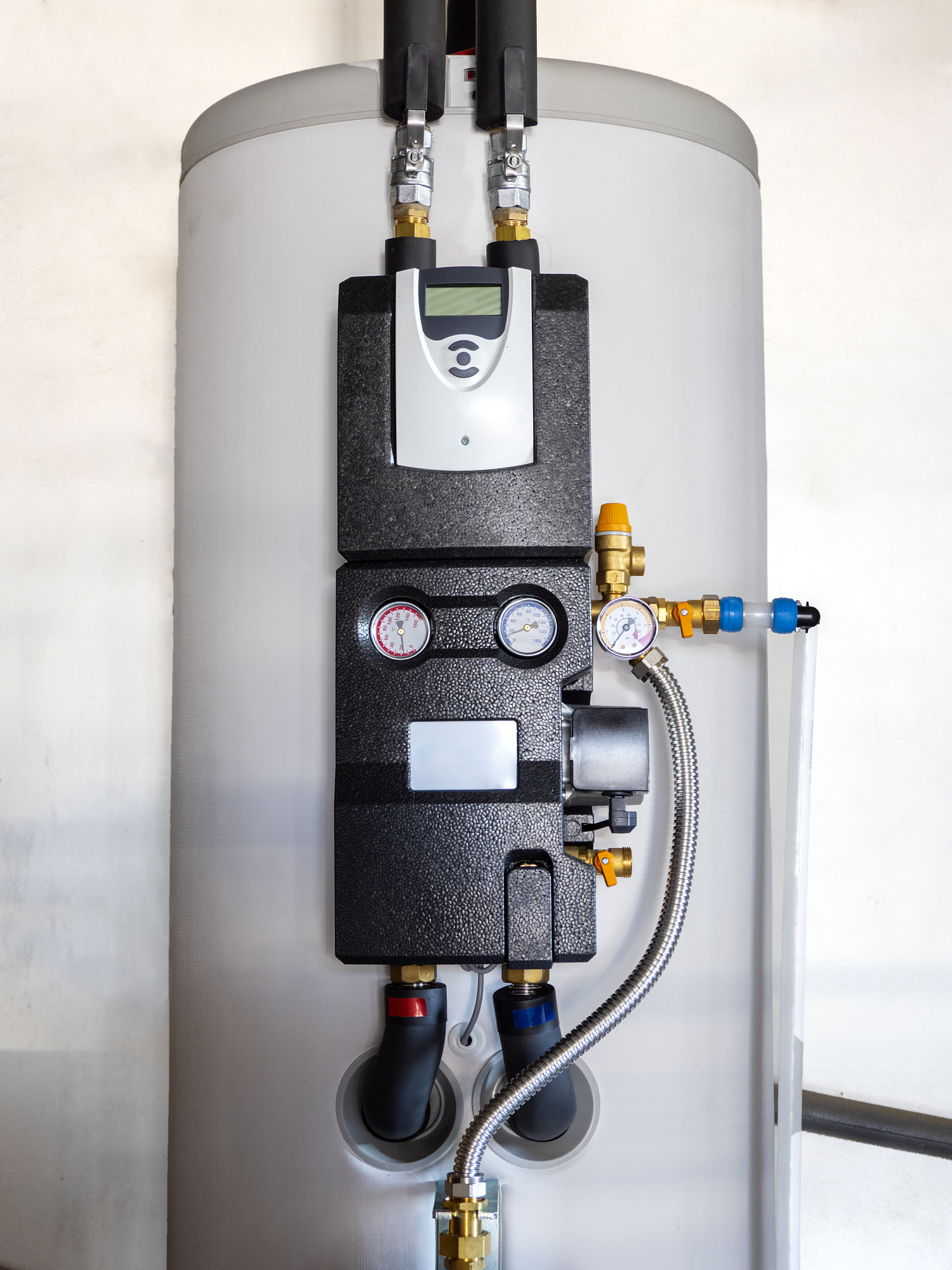Hot water system prices and installation costs [2025]