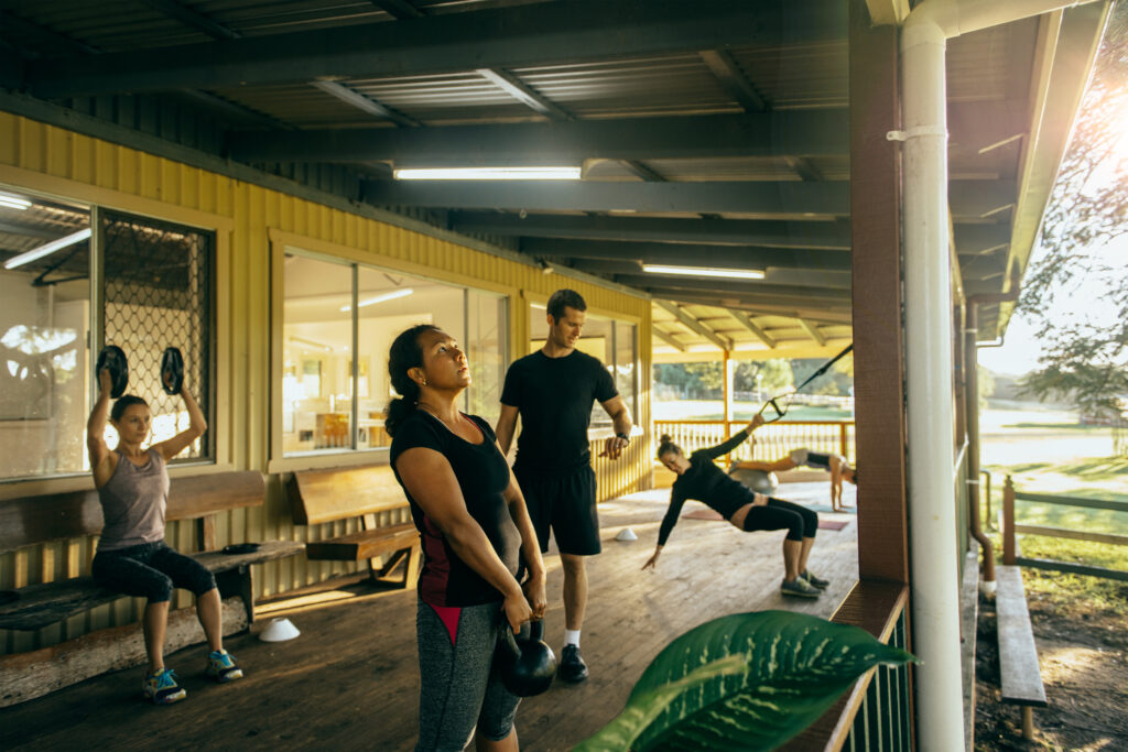 How much does a personal trainer cost? [2025]